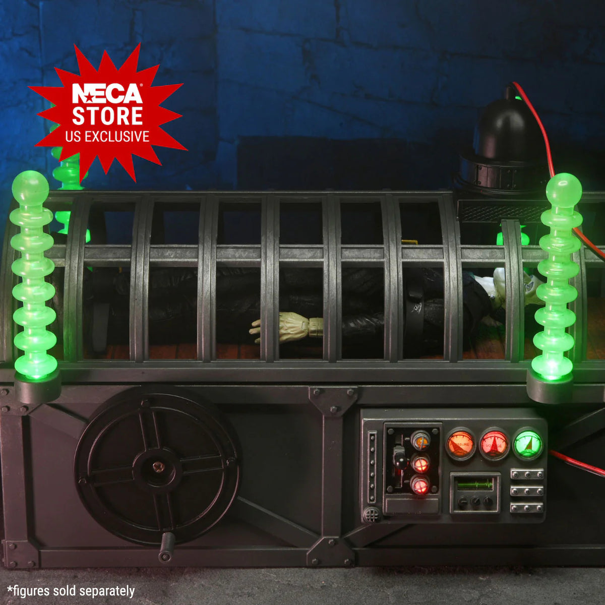 NECA Studios Monsterizer with Light-Up Effects 7 Inch Scale Diorama ...