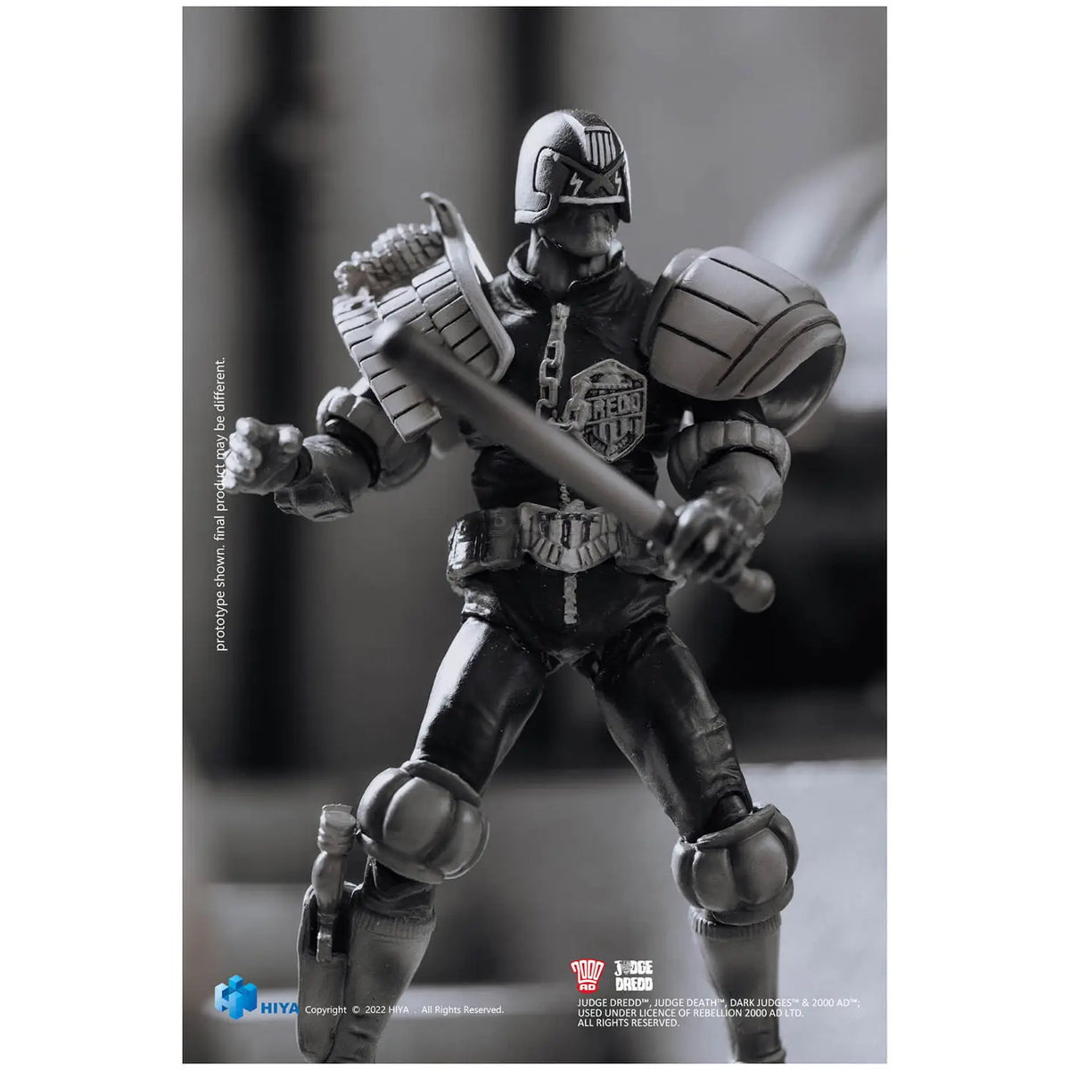 Judge Dredd Exquisite Mini: Black and White Judge Dredd 1:18 Scale Fig ...