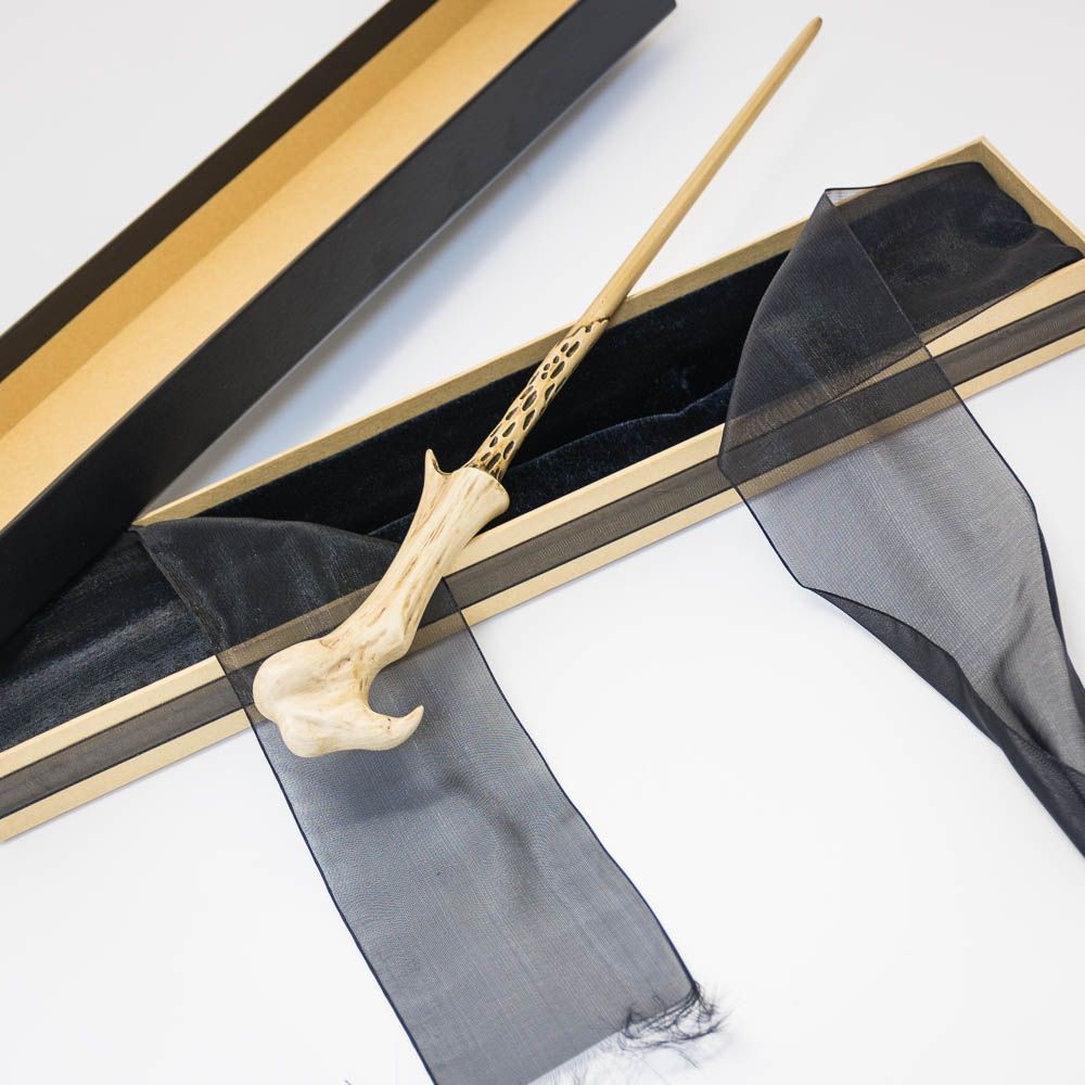 Official Harry Potter Voldemort's Wand in Ollivanders Box - Noble Coll ...